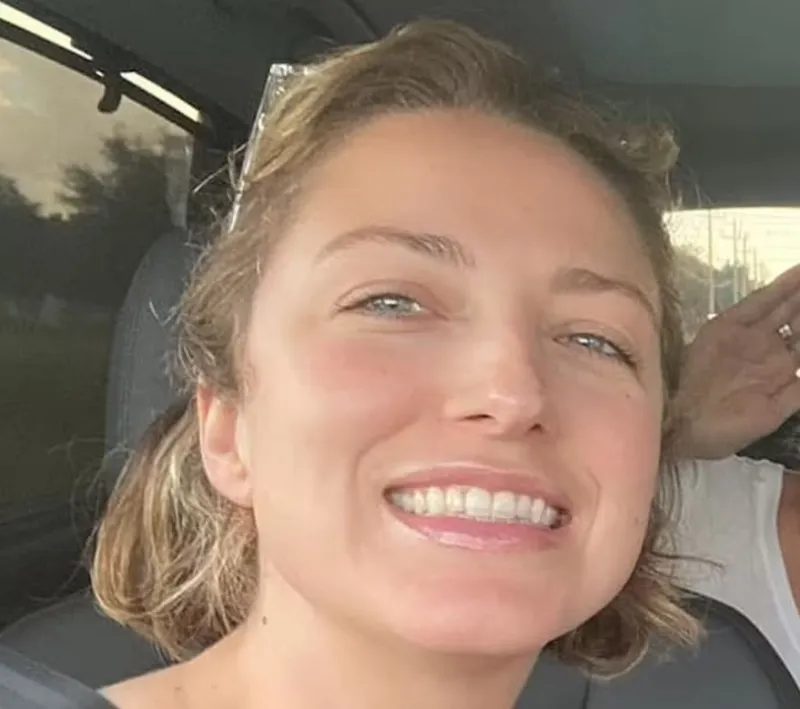 Chi è Jennifer Young, mamma della figlia illegittima di Dave Grohl? Tutto sulla produttrice