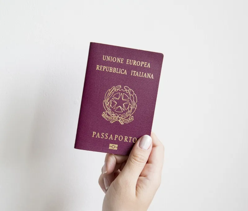 Documenti passaporto: ecco cosa serve per il rilascio e rinnovo, guida ...