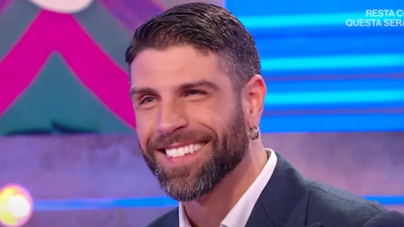 Le origini di Gilles Rocca: chi sono i suoi genitori e quali fiction ha ...