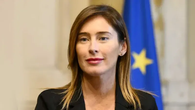 Maria Elena Boschi è rifatta? Le foto prima e dopo