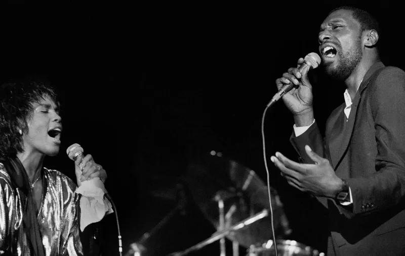 Michael e Gary, chi sono i fratelli di Whitney Houston? La storia dei ...