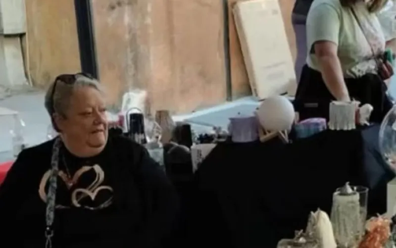 Giorgia Meloni, chi è la madre Anna Paratore? L'ex marito, le figlie e ...