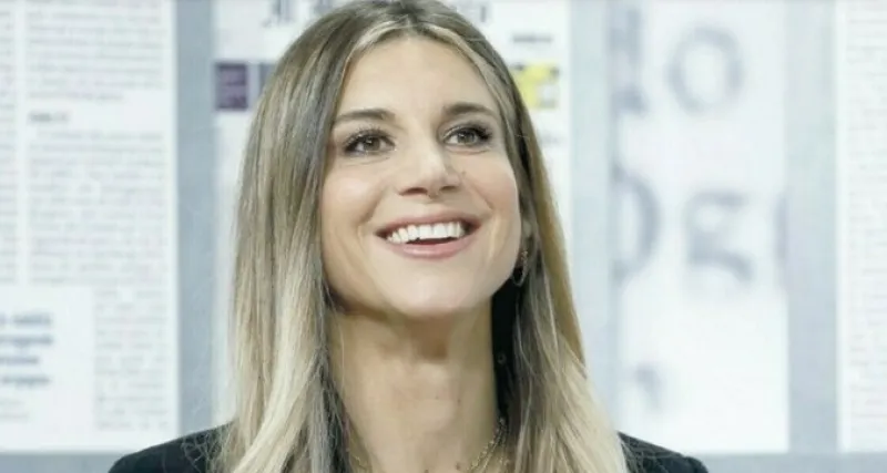 Nicoletta Romanoff, chi è il marito e quanti figli hanno? Vita privata ...