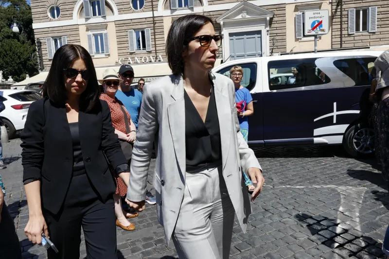 Chi è Paola Belloni, la fidanzata di Elly Schlein attesa alla festa ...