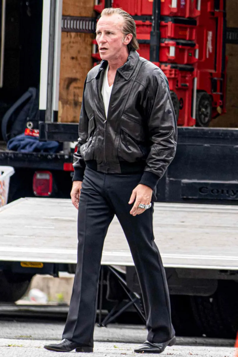 Christian Bale irriconoscibile nel biopic su John Madden: prime ...