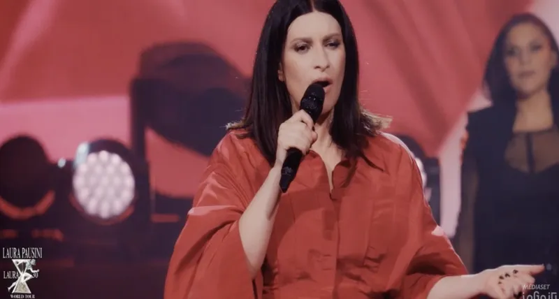 “Laura 30 World Tour” è in diretta o registrato? Dove vedere il concerto in tv e in streaming
