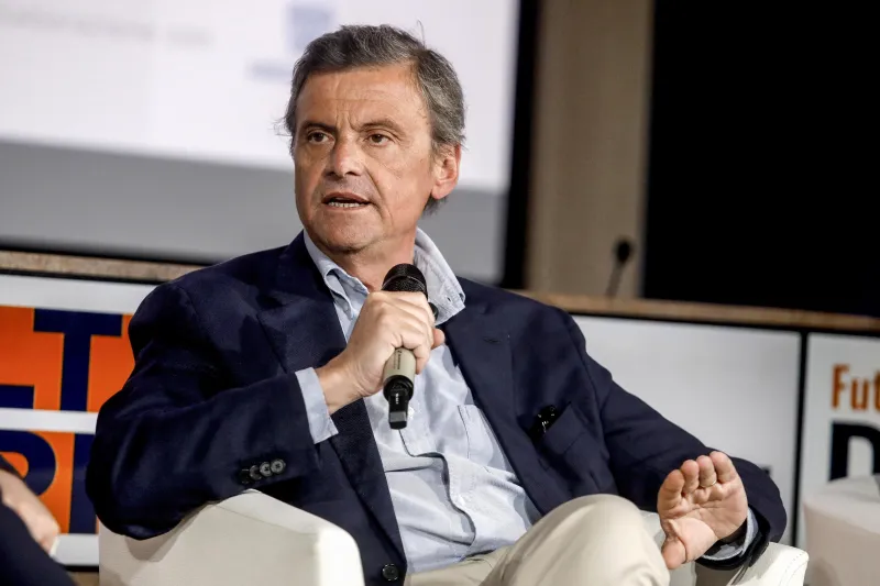 I post di Calenda che lasciano pensare a riavvicinamento al campo largo ...