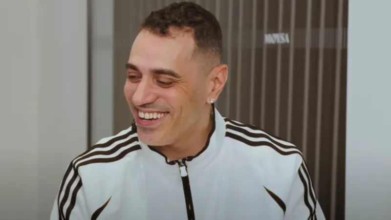 Marracash annuncia il tour 2025 nei palazzetti: dalle date ai biglietti ...