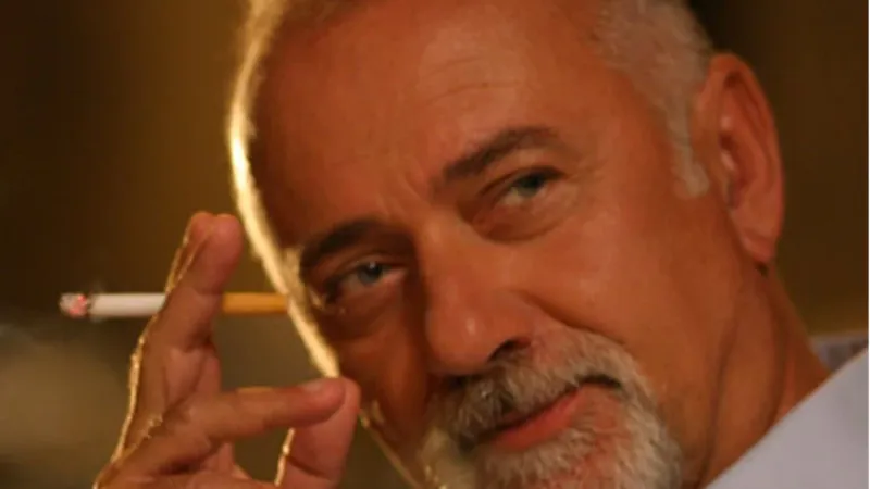 Come è morto Giorgio Faletti e quanto fumava? La malattia che lo ha ucciso