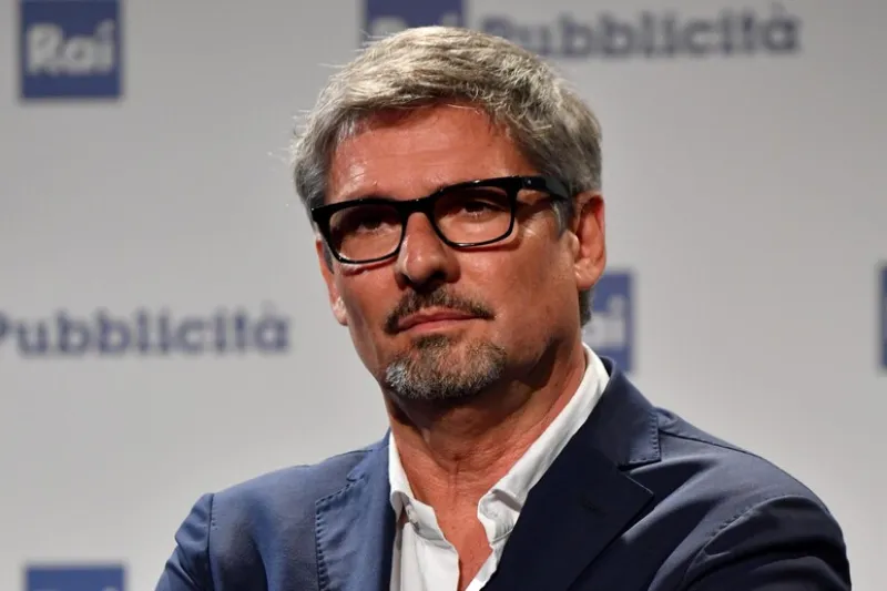 Chi è Pino Rinaldi? Biografia del giornalista investigativo