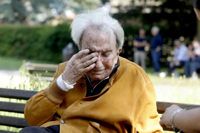 Dove vive oggi Emilio Fede (e quante donne ha avuto il direttore ...