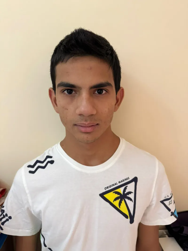 Anthony Gaezza Della Volpe il 17enne scomparso da Aversa, i familiari ...