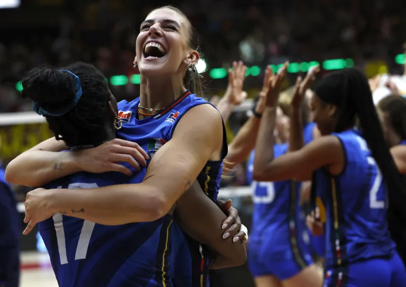 Chi è Alessia Orro: età, squadre, ruolo e palmarès della palleggiatrice ...