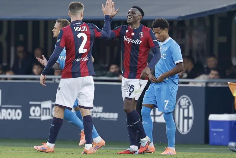 Infortunio Holm in nazionale: quando torna l'esterno del Bologna