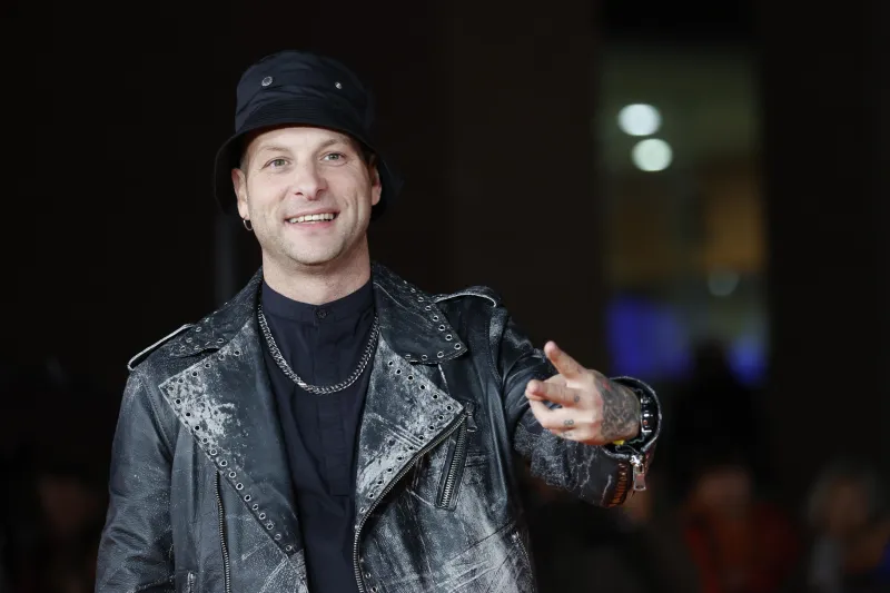 Clementino, che titolo di studio ha il rapper? Il percorso scolastico e ...