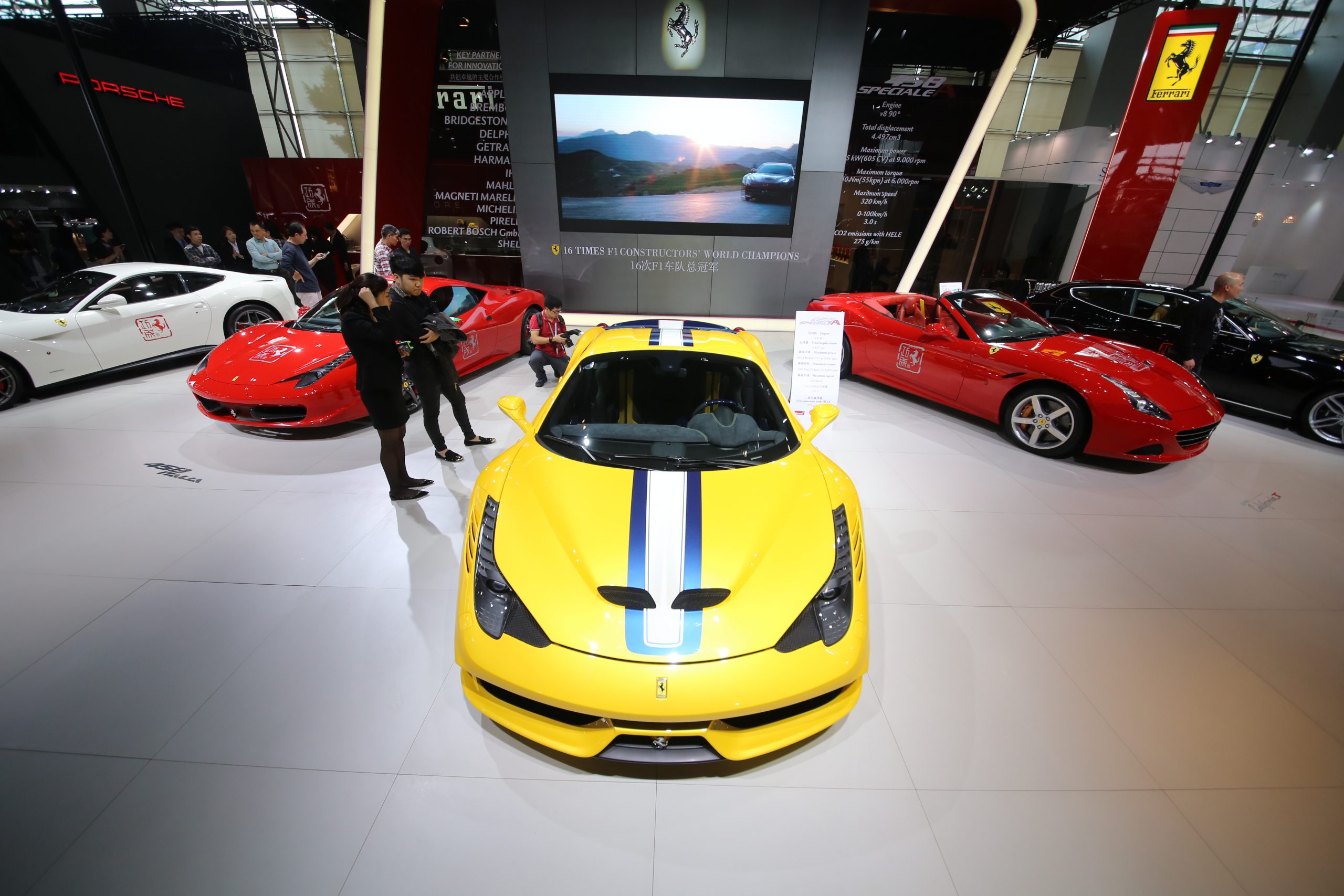Ferrari, mega richiamo per le 458 e le 488 • TAG24