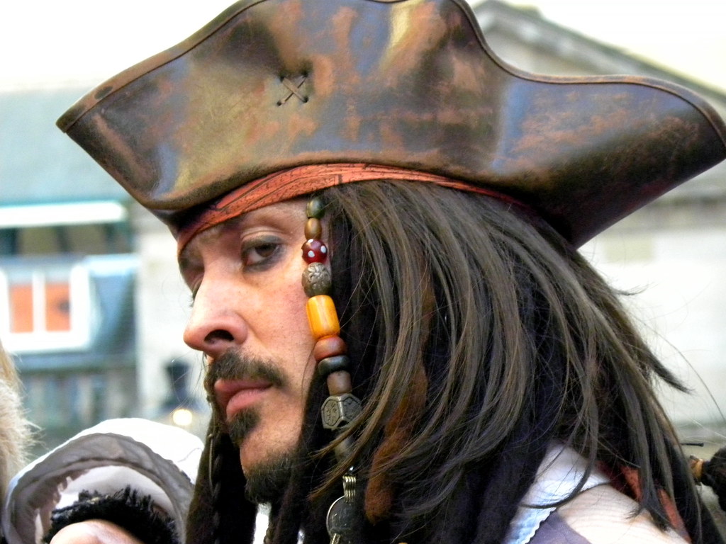 Processo Johnny Deep: emerge un'infanzia difficile