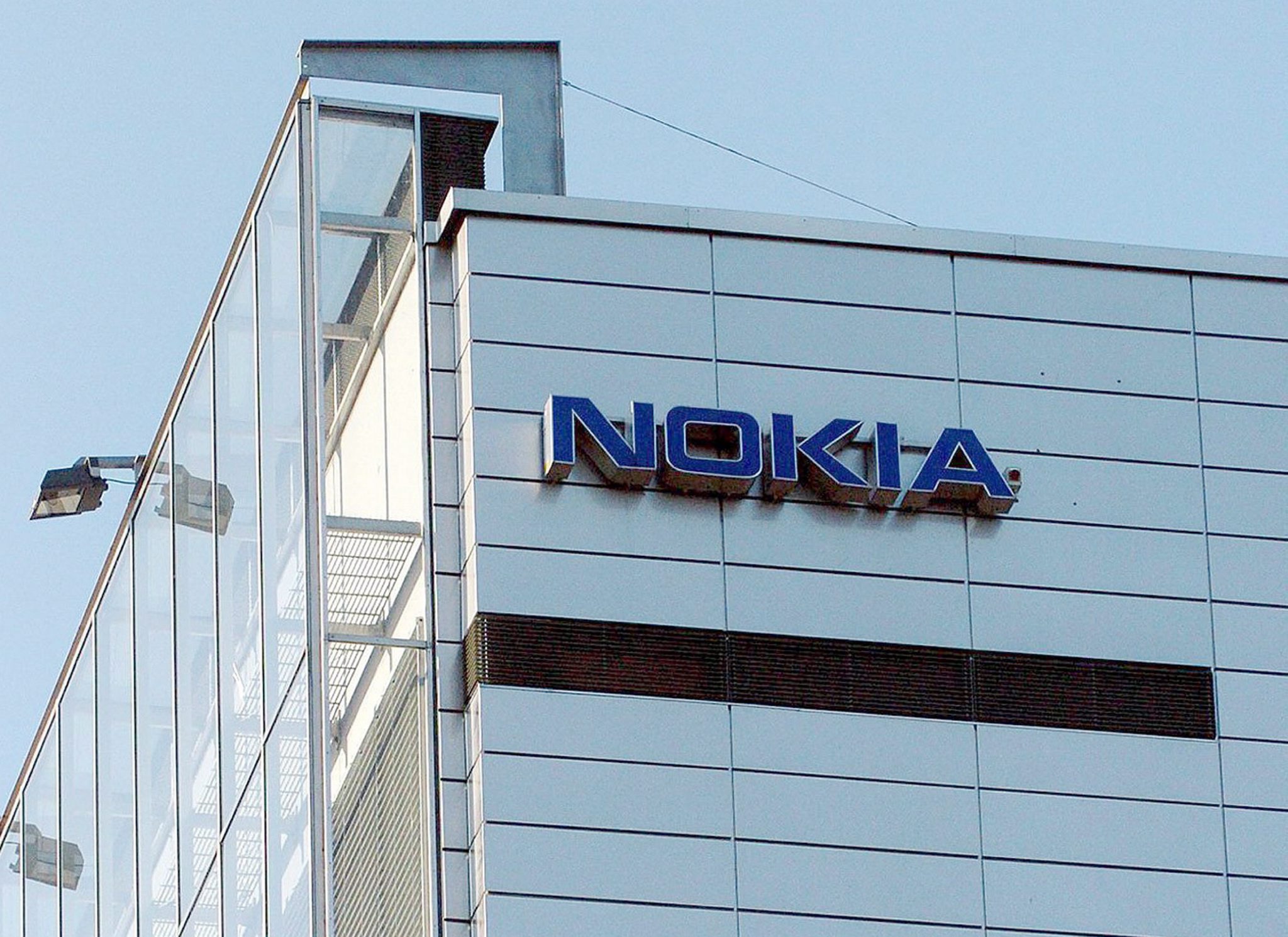Nokia svela il suo nuovo logo: dopo 60 anni addio all'iconica scrit ...