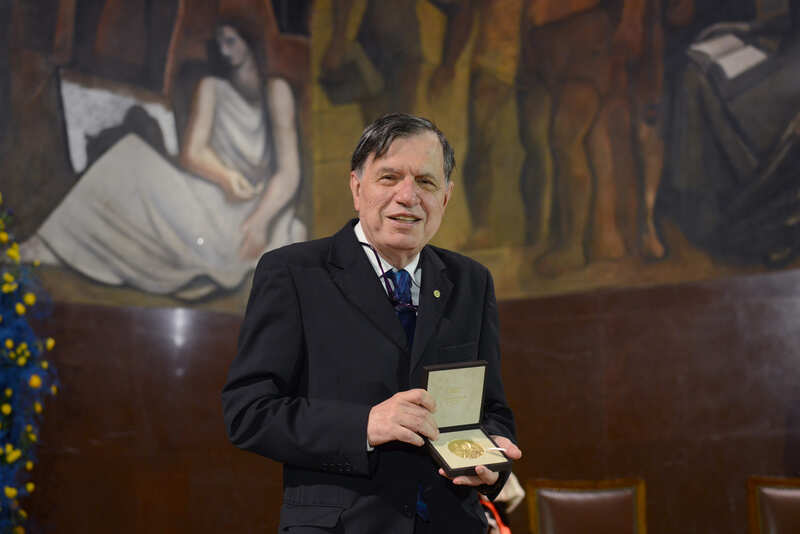 Giorgio Parisi: "Più facile vincere il Nobel che installare pannell...