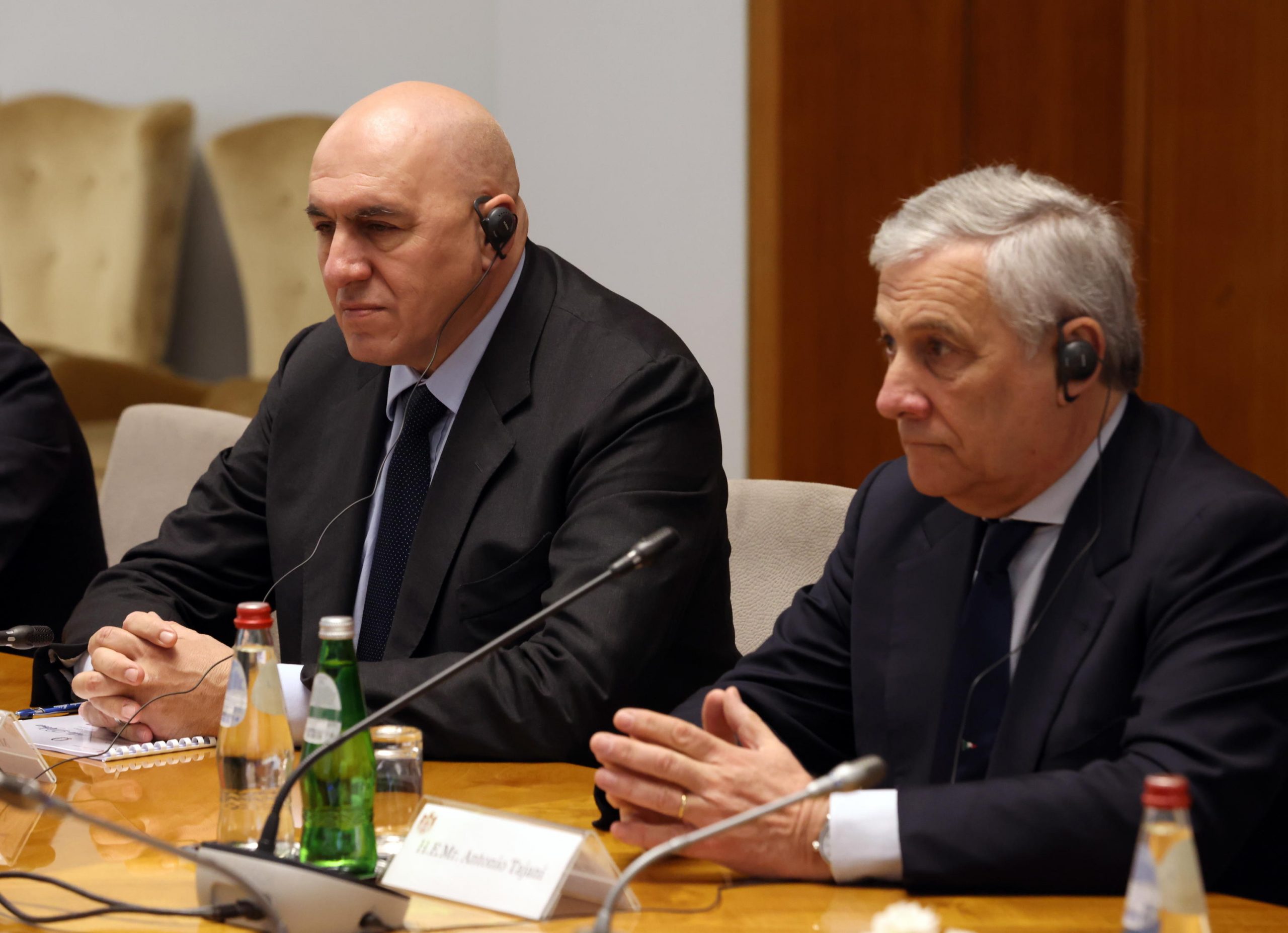 Crisi Kosovo-Serbia: Tajani e Crosetto in missione