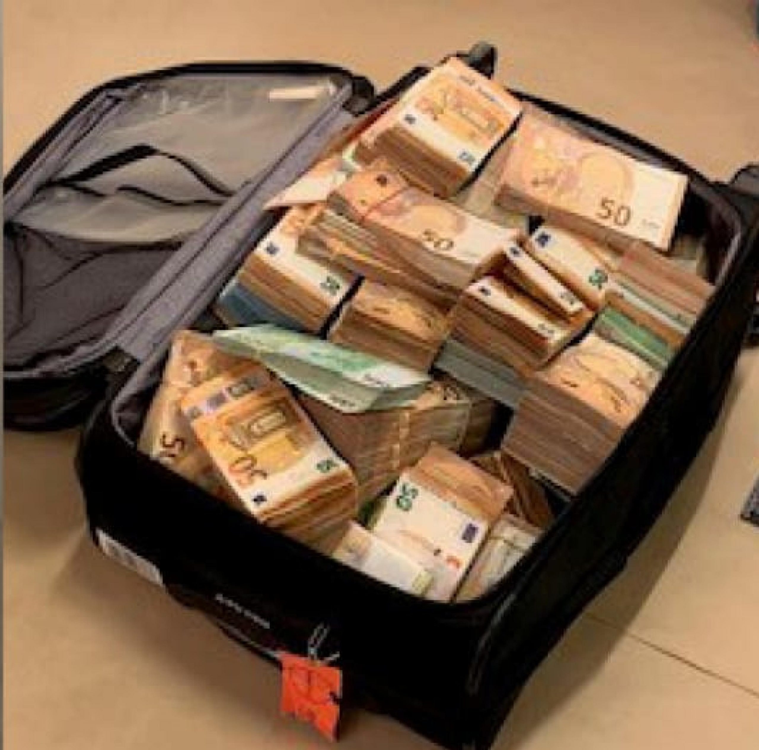 Qatargate Doha, attacco frontale a Strasburgo e Bruxelles • TAG24