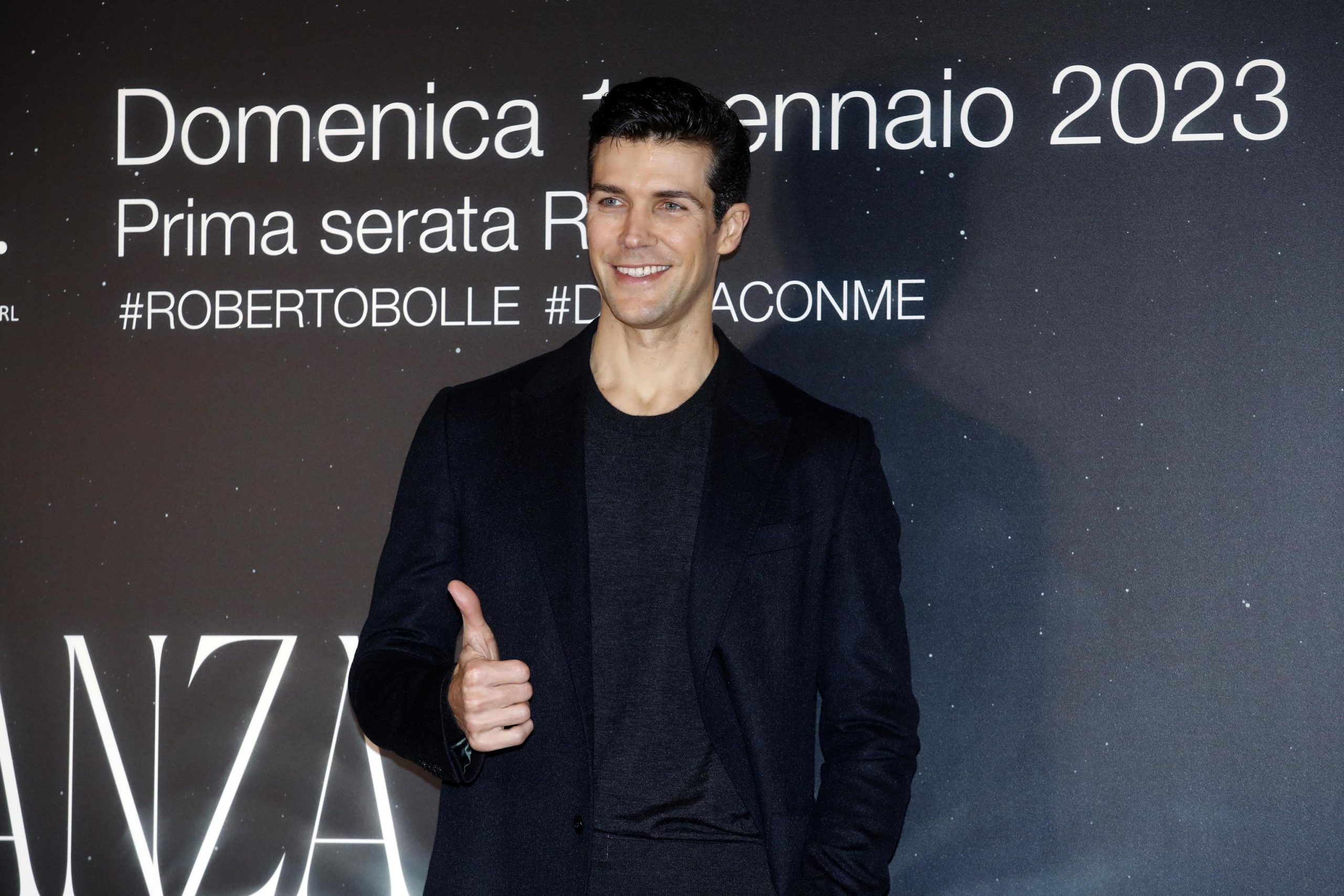 Chi è il compagno di Roberto Bolle, Daniel Lee e da quanto tempo stanno ...