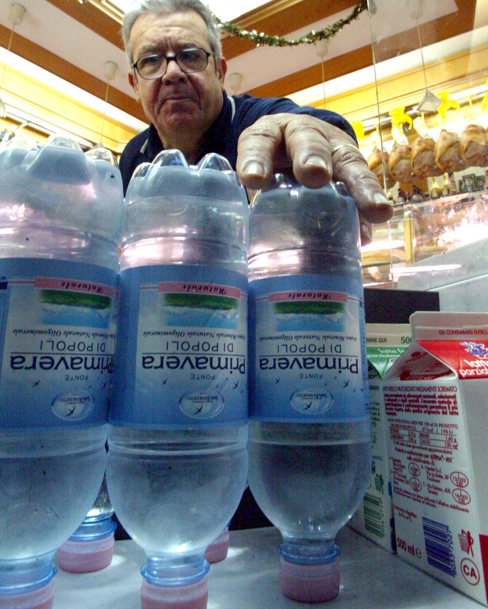 Bere poca acqua: conseguenze e disturbi