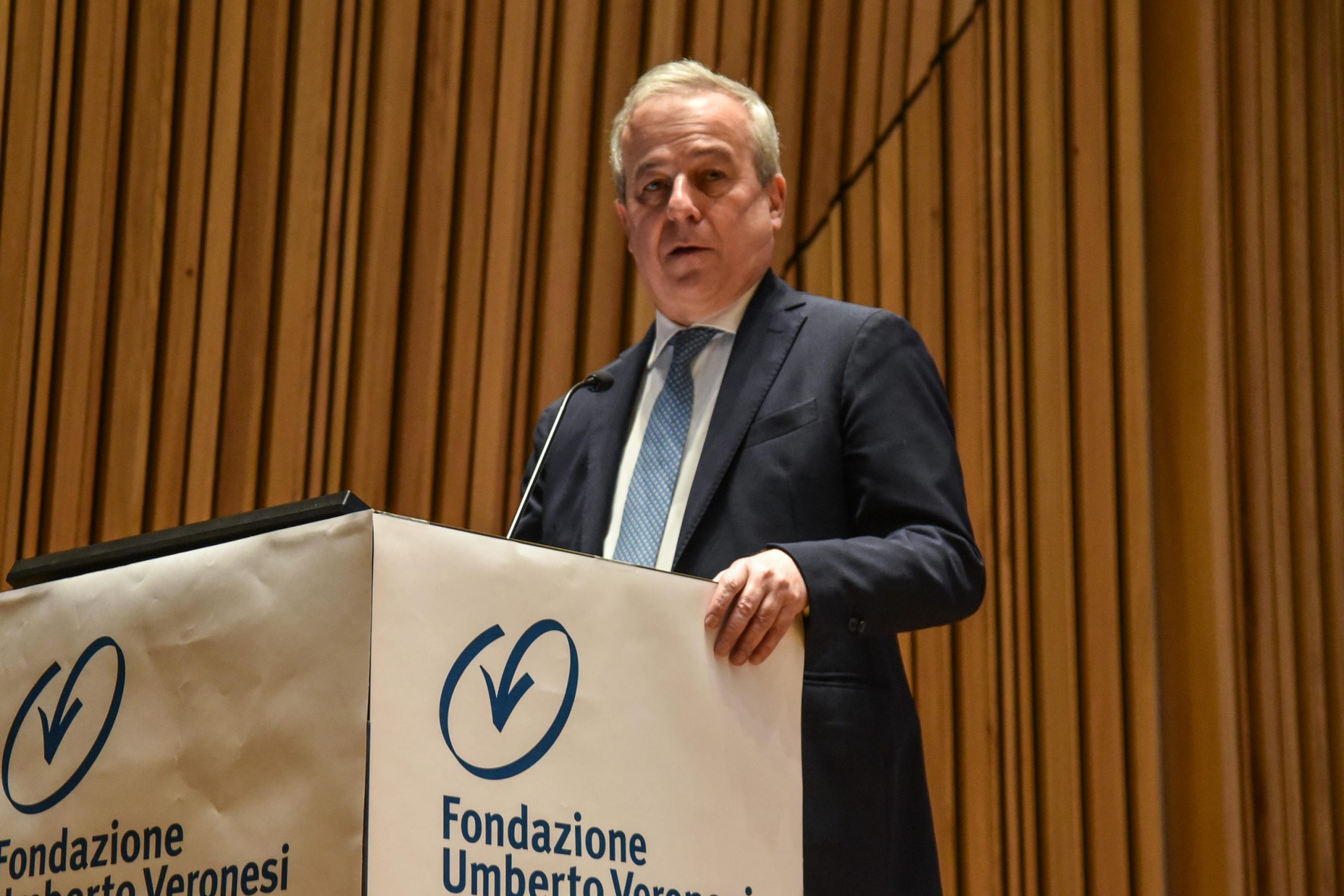 Roma, morta a 17 anni dopo un trapianto di midollo osseo: Franco Lo...