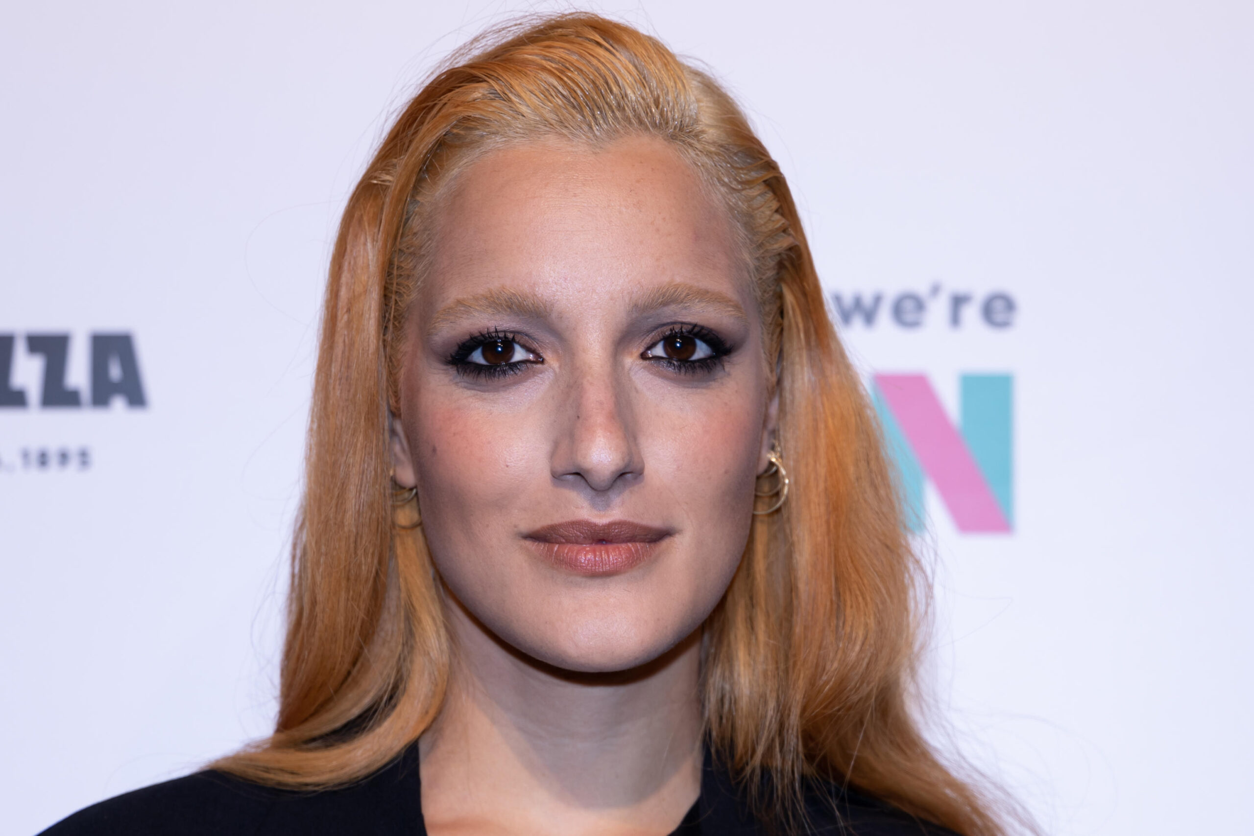 Levante: età, vero nome, marito, fidanzato, figlia, e biografia del...