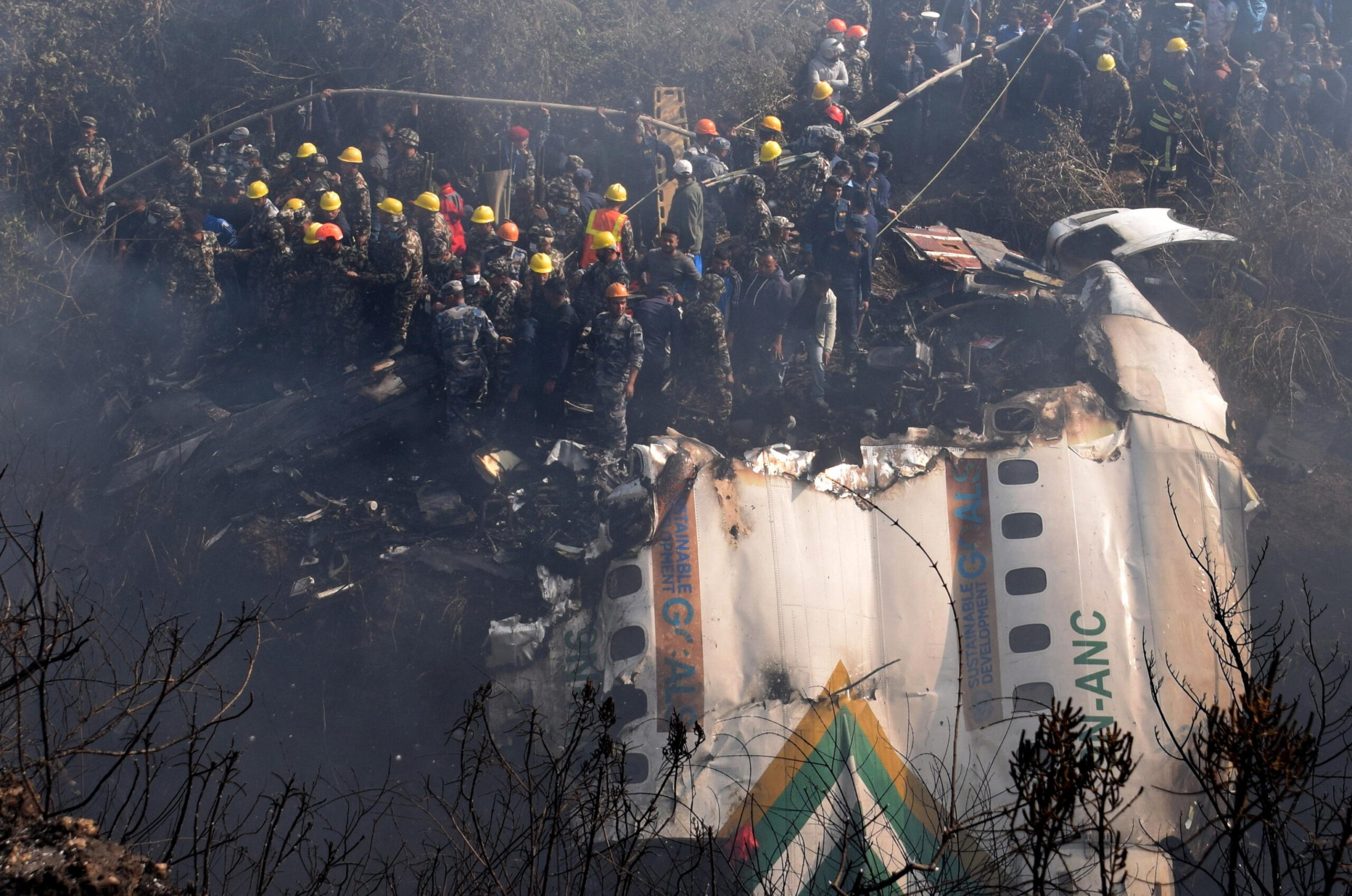 Aereo caduto in Nepal, svelate le cause dell’incidente: ecco cosa h...