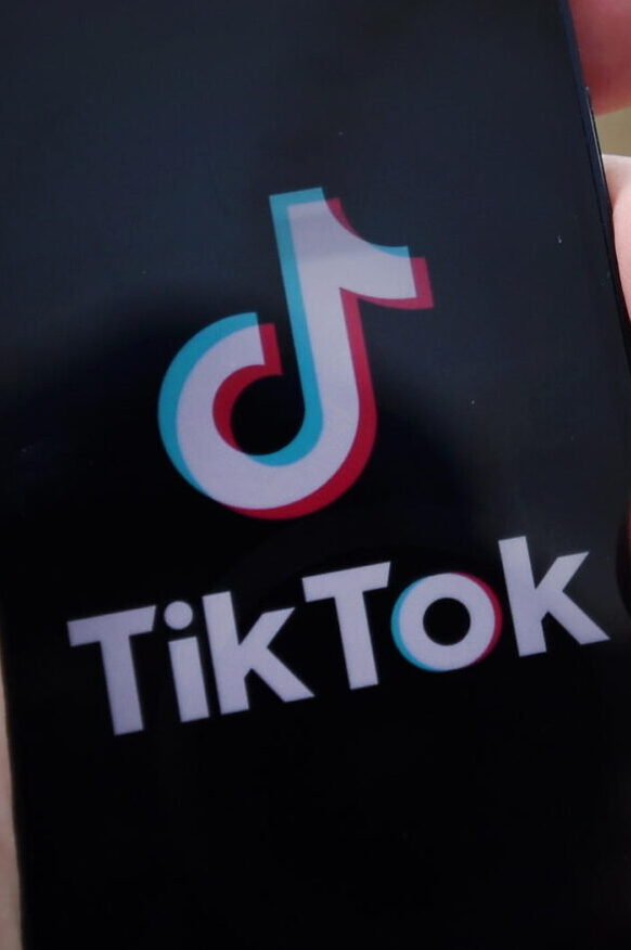 Tik Tok chiude? L'app cinese al bando in uno Stato Usa: l'accusa