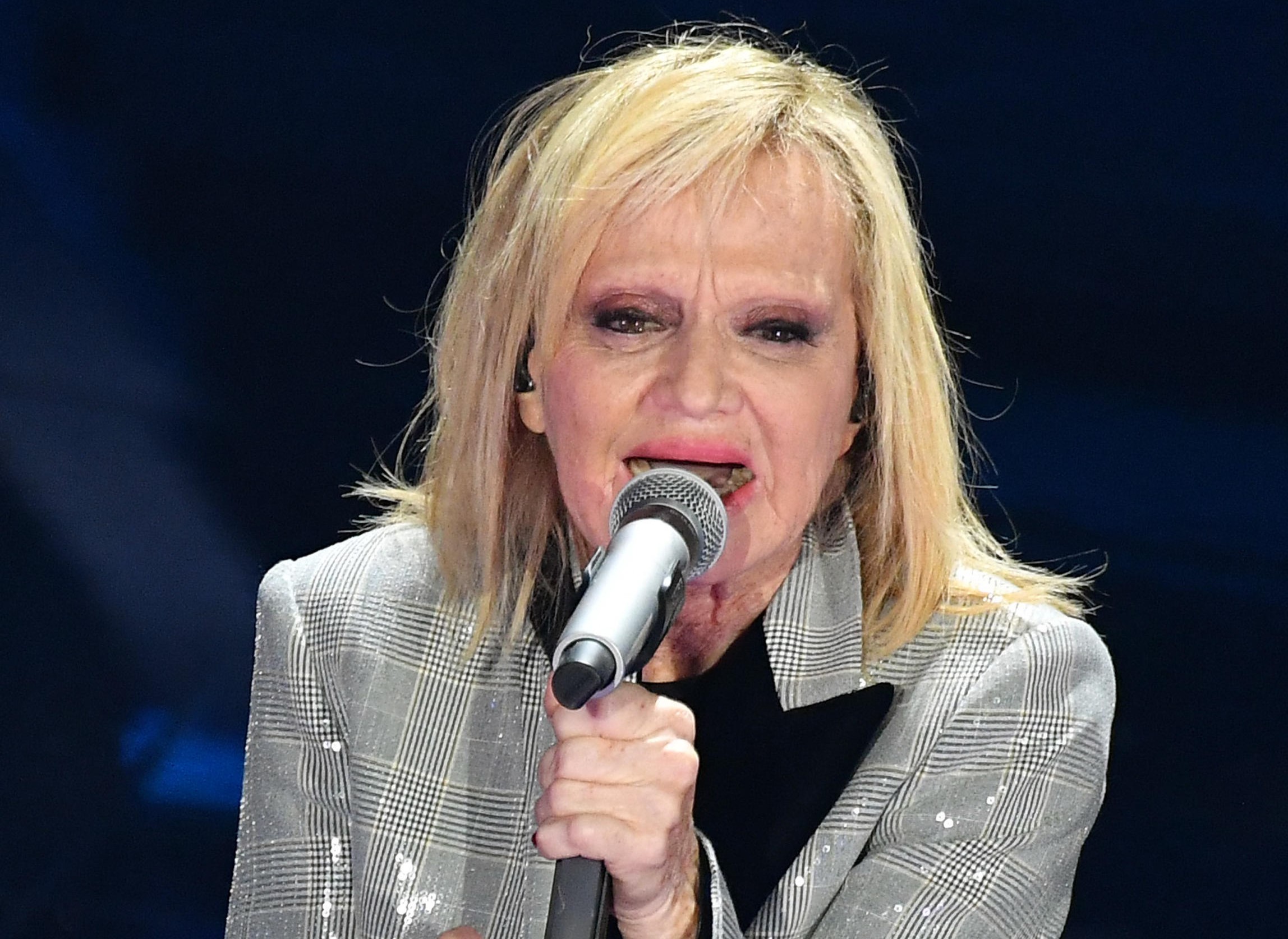 Che malattia ha avuto Rita Pavone? La cantante ha rischiato di morire ...