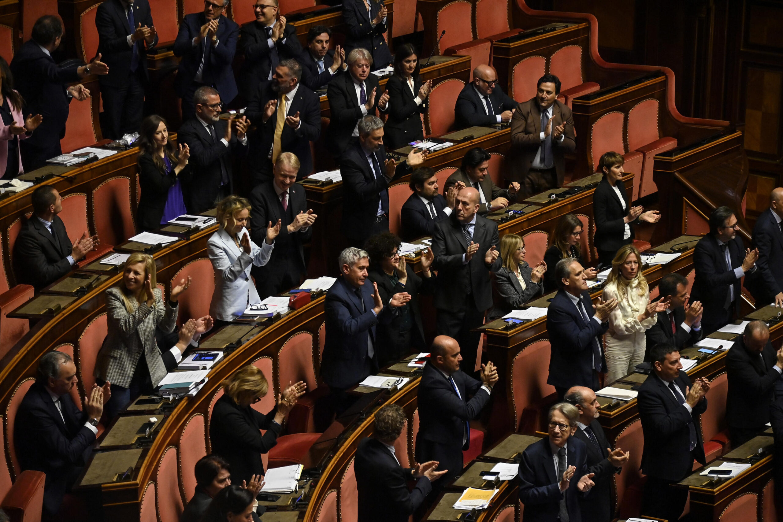 Le reazioni della politica dopo l'approvazione del decreto Cutro