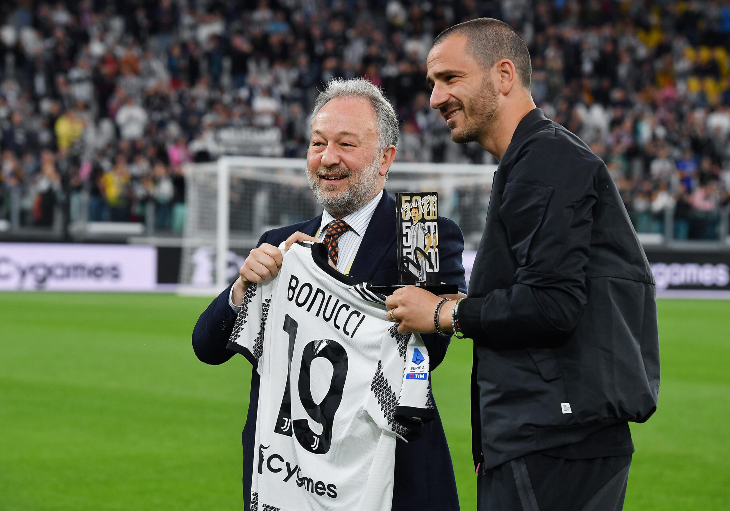 Bonucci: "Futuro? La decisione spetta alla società" • TAG24