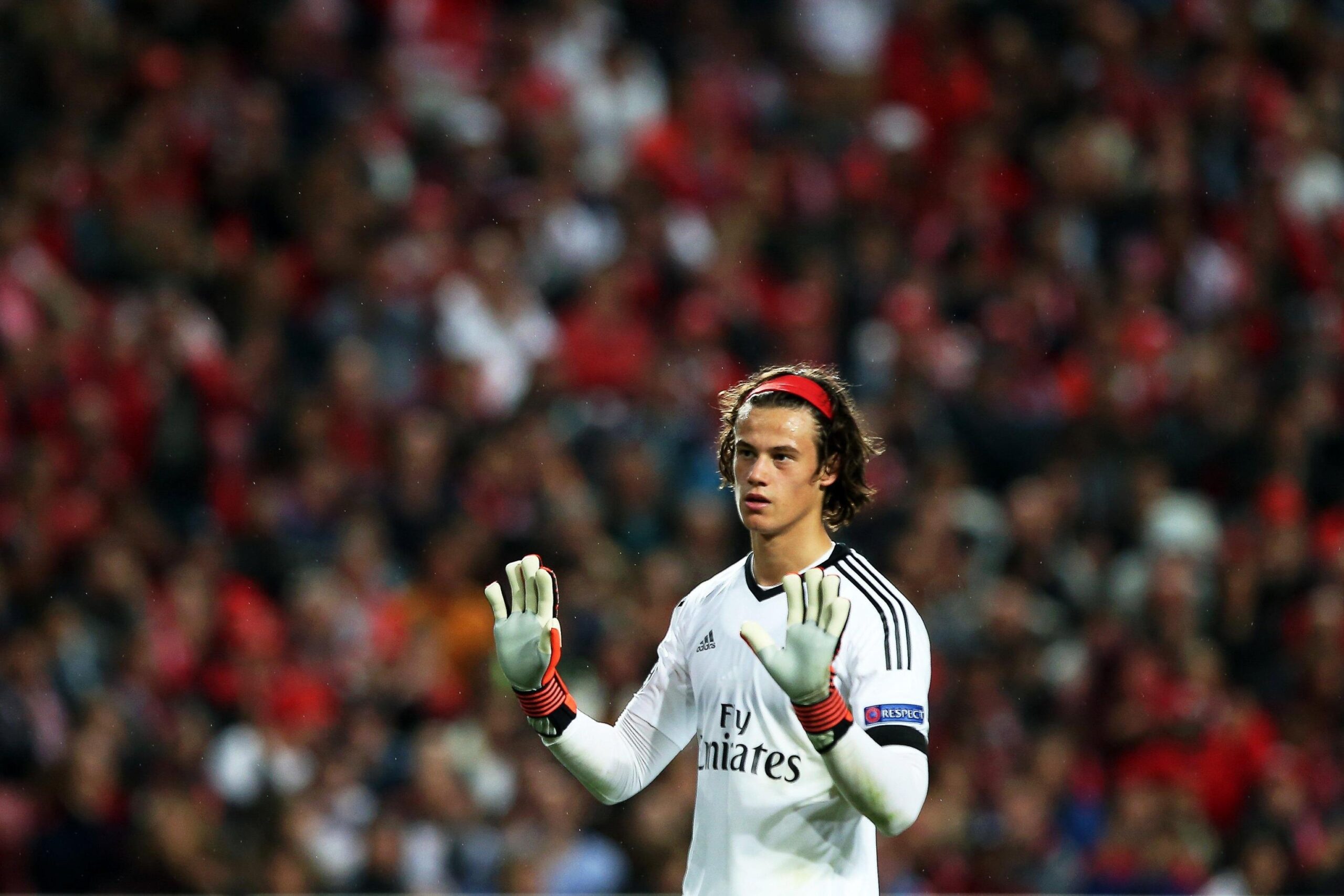 Chi è Svilar, il portiere della Roma che esordirà a Bologna