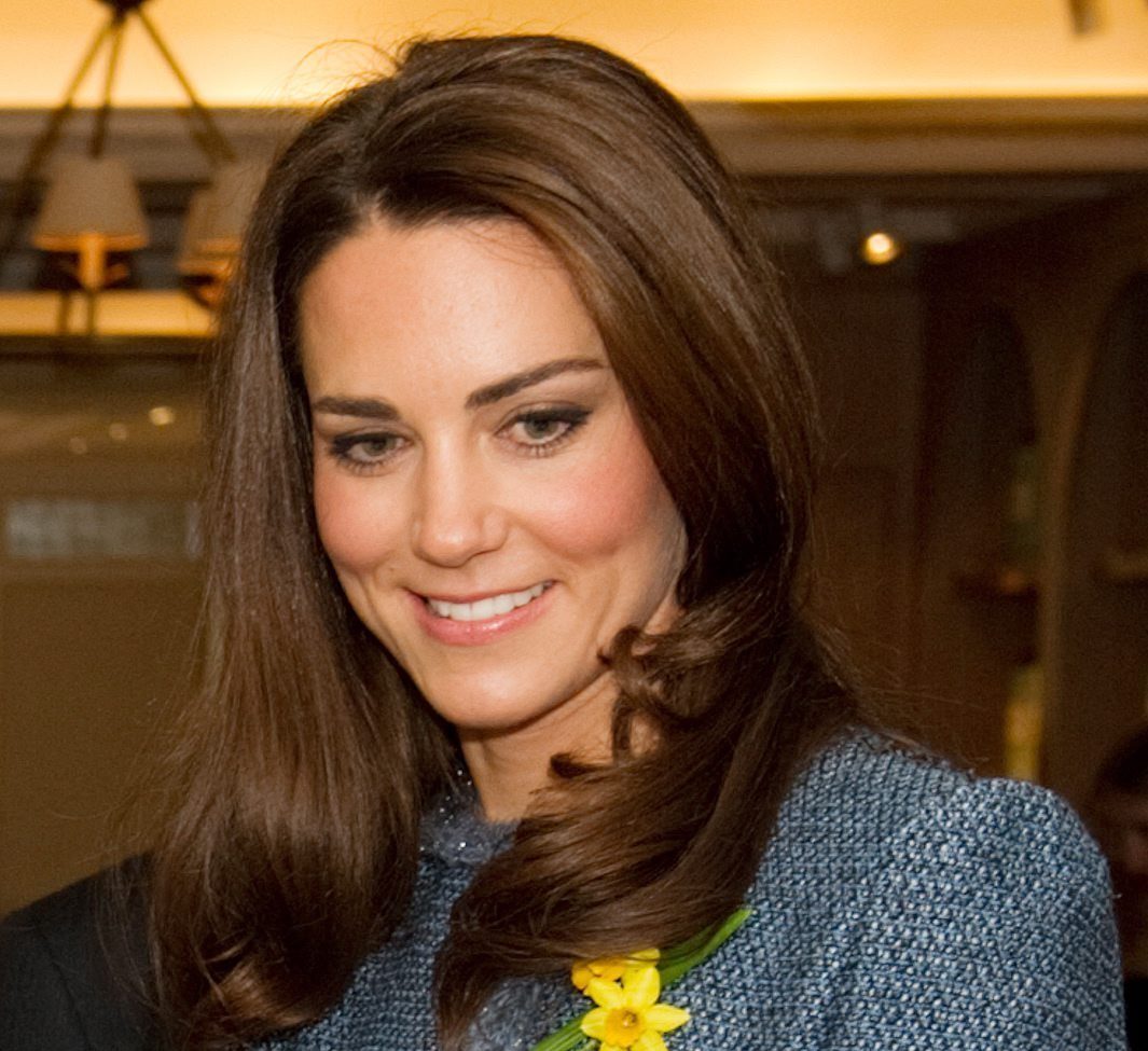 Kate Middleton parla per la prima volta di Lady D: "Sarebbe stata u...