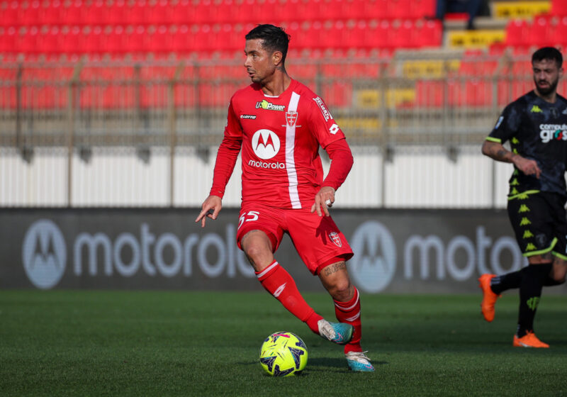 Armando Izzo: età, moglie, figli e carriera del calciatore del Monza