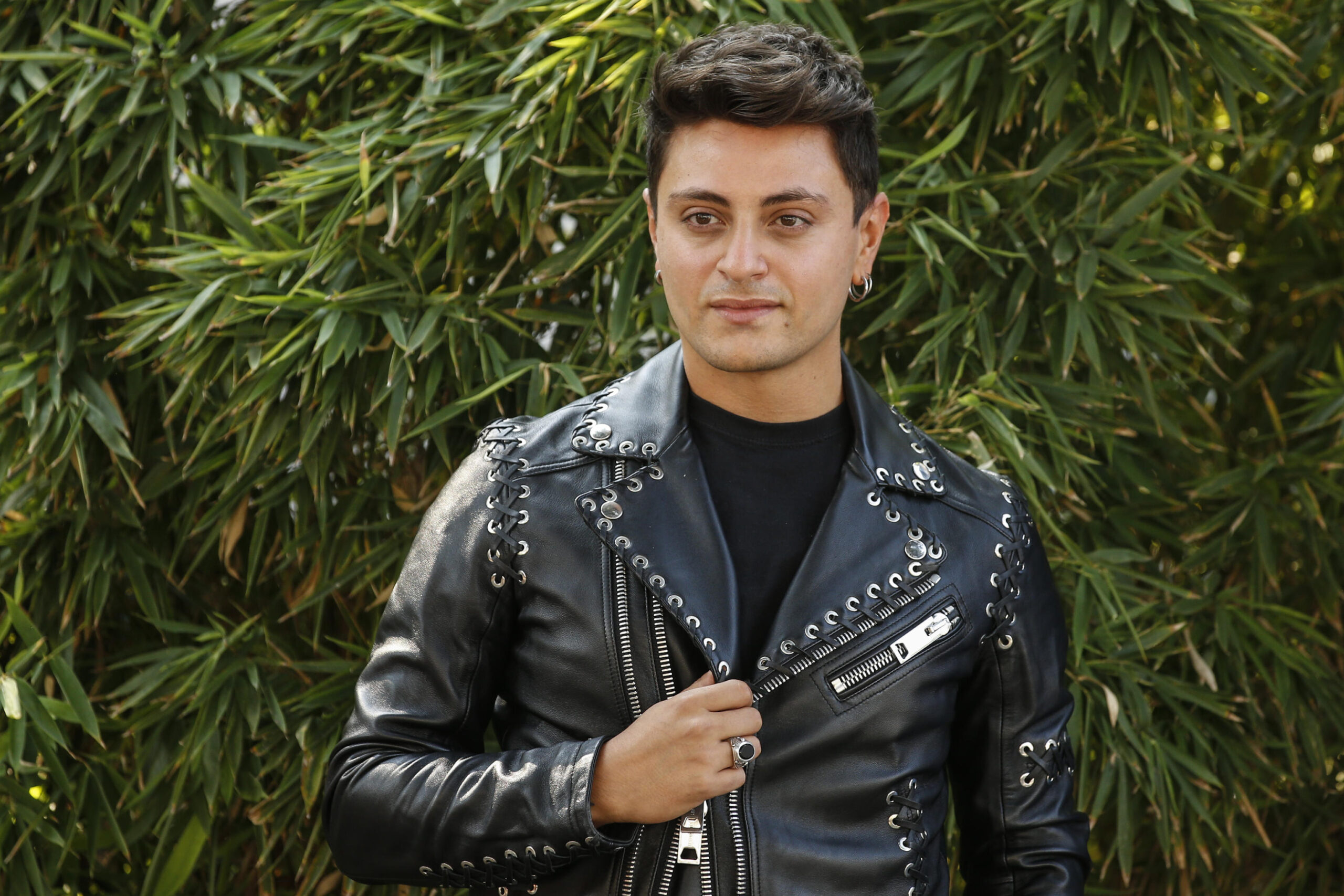 L’ex vincitore di Amici Virginio Simonelli fa coming out: “Ho avuto...