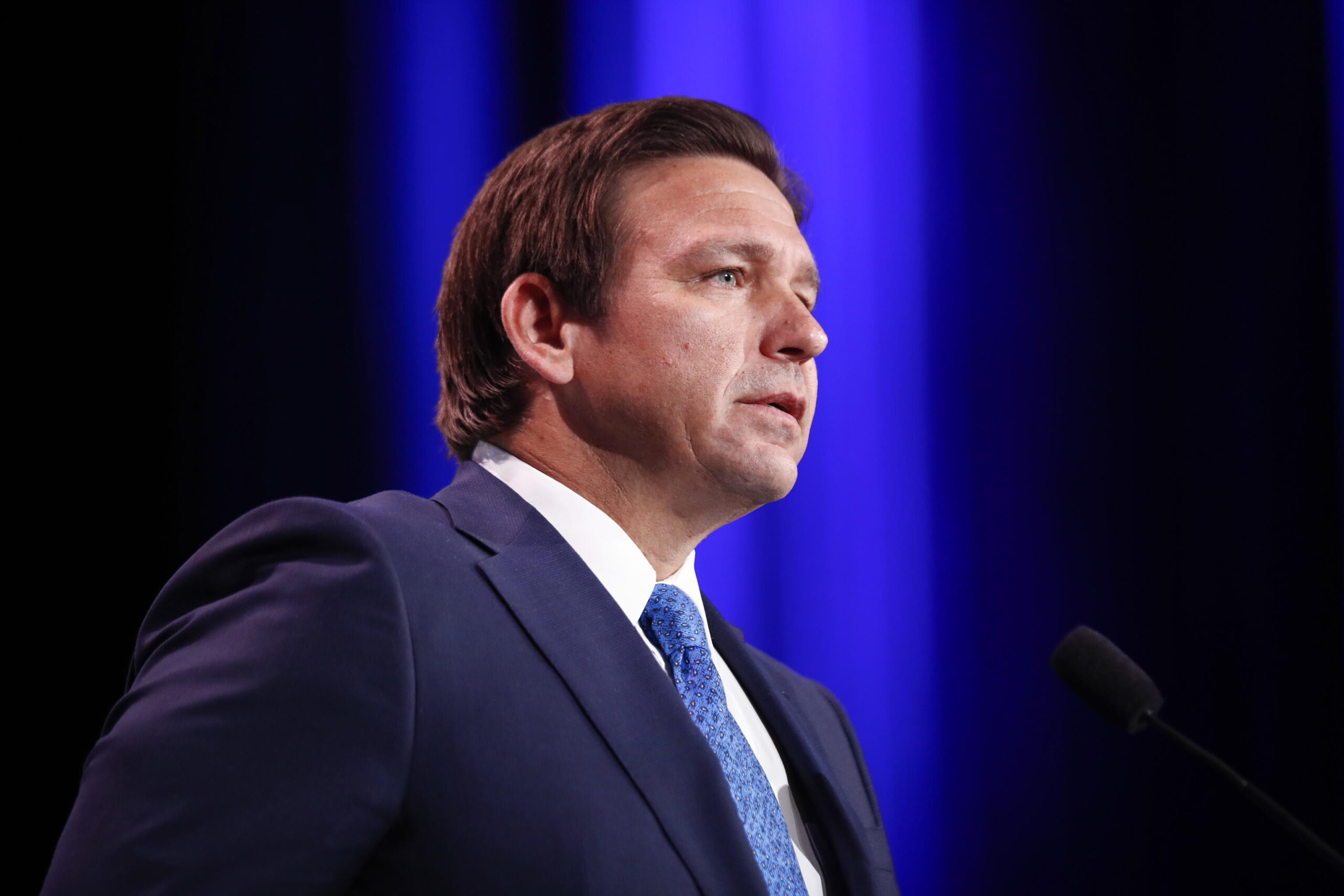 Ron DeSantis italiano? Le origini abruzzesi del candidato alla ...