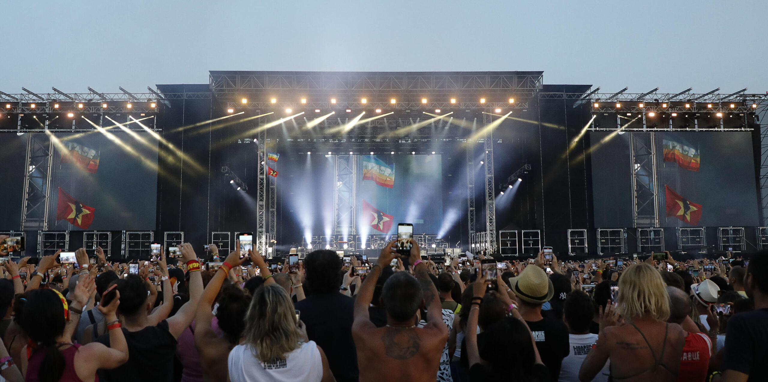 A Campovolo "Italia Loves Romagna", il concerto per l'Emilia