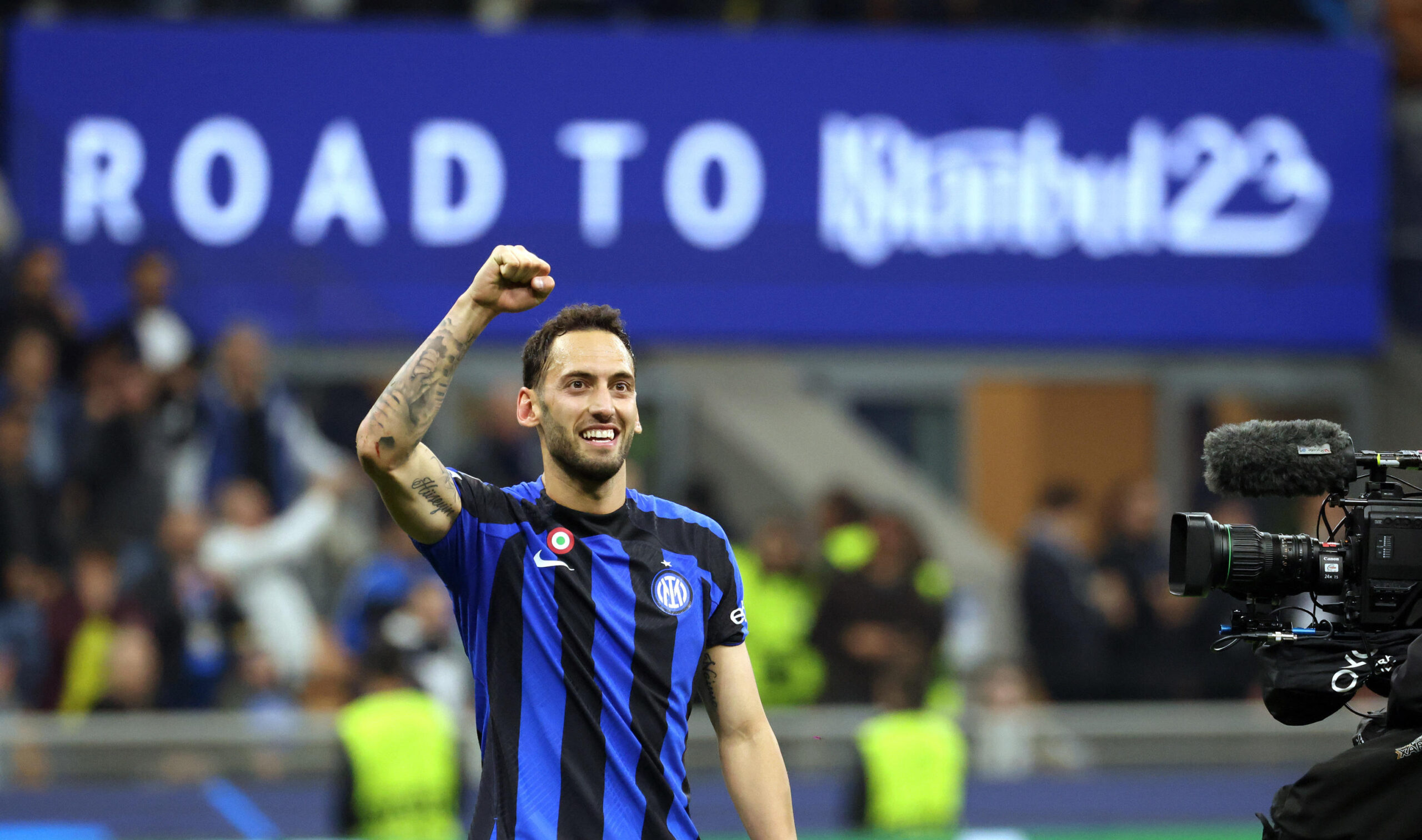 La (doppia) rivincita di Calhanoglu: l’Inter, il Milan e la Champio...