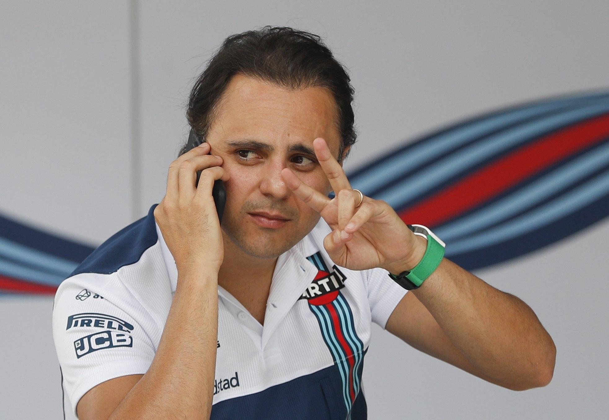 Formula 1, Felipe Massa torna sul Crashgate: "Gara rubata"