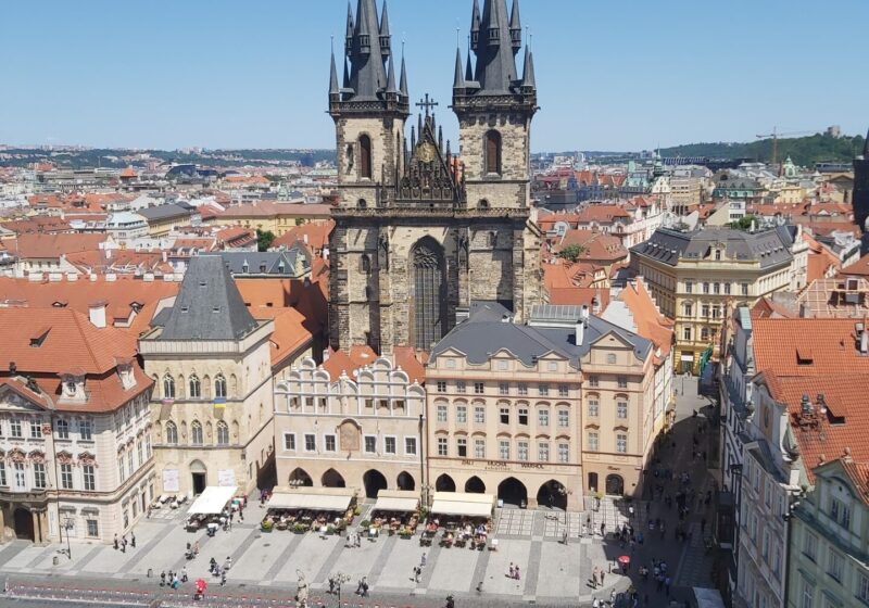 Cosa vedere a Praga in due giorni? Posti gratis e dove mangiare
