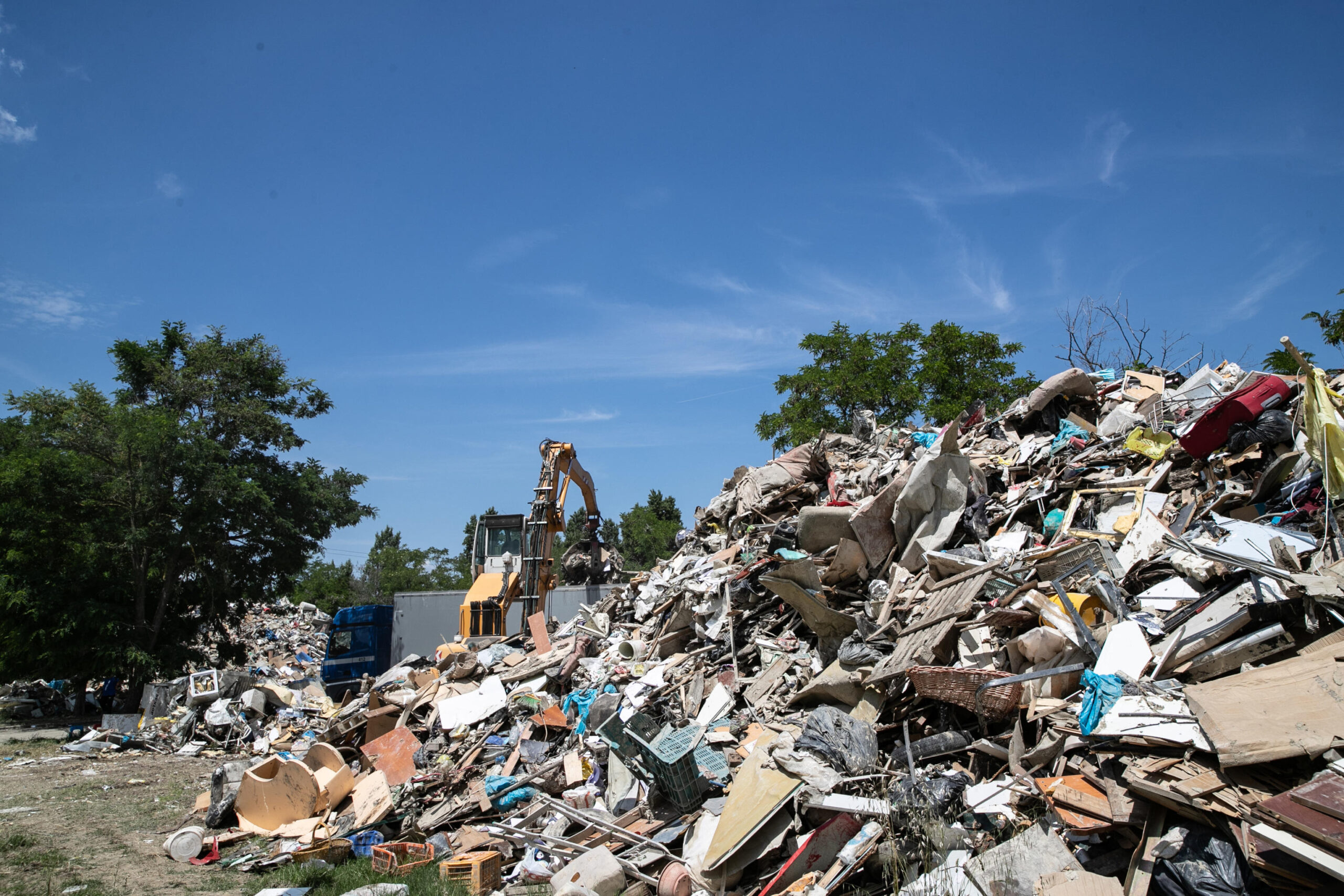 Ecomafia, l'allarma della Dda di Brescia: polizze false per aprire ...