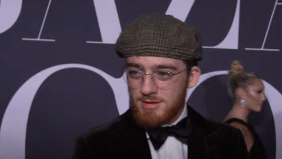 Angus Cloud: causa della morte, età, fidanzata e biografia dell'att...