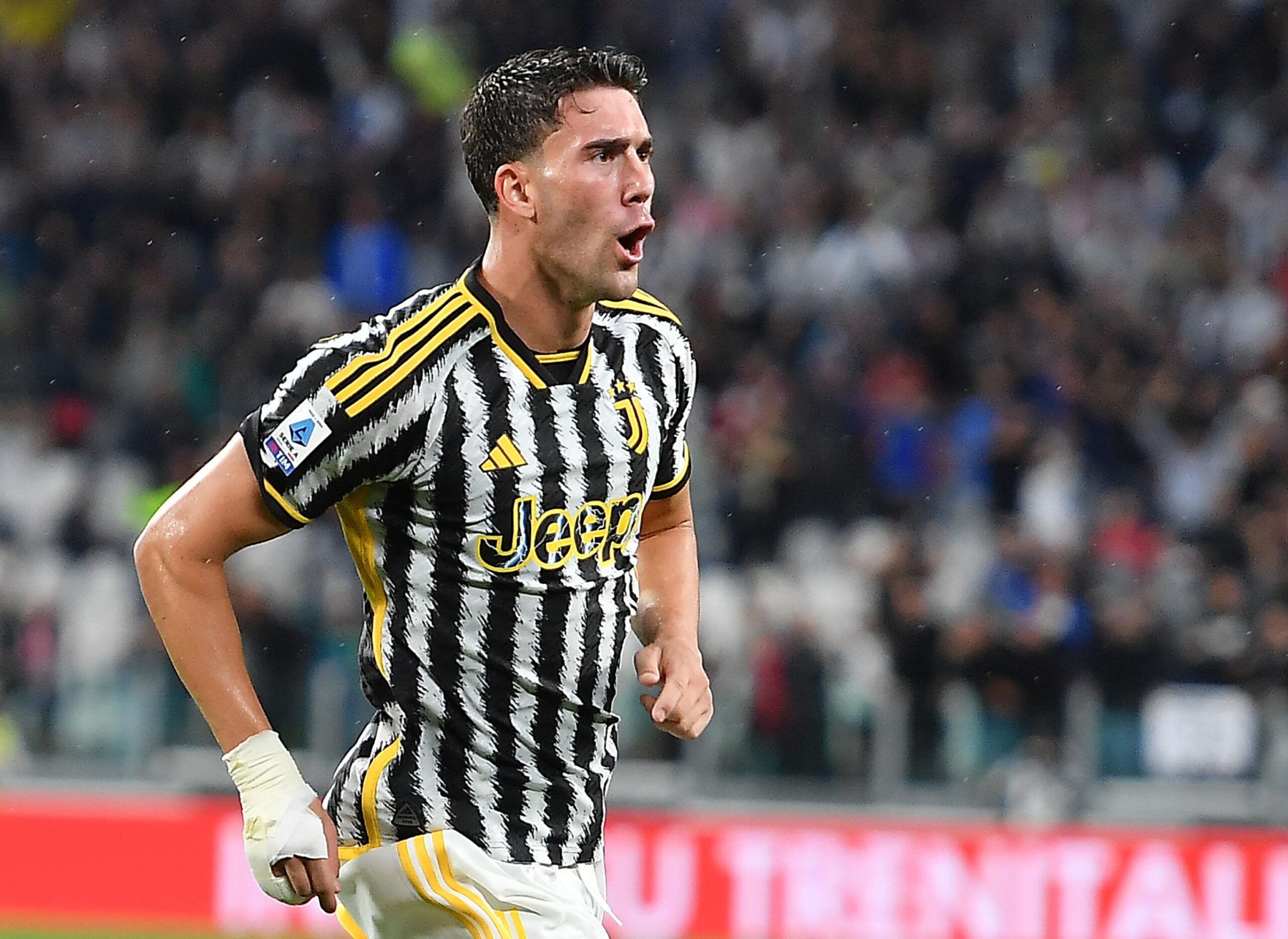 Vlahovic-Juventus, cambio di strategia: si lavora al rinnovo. La ...