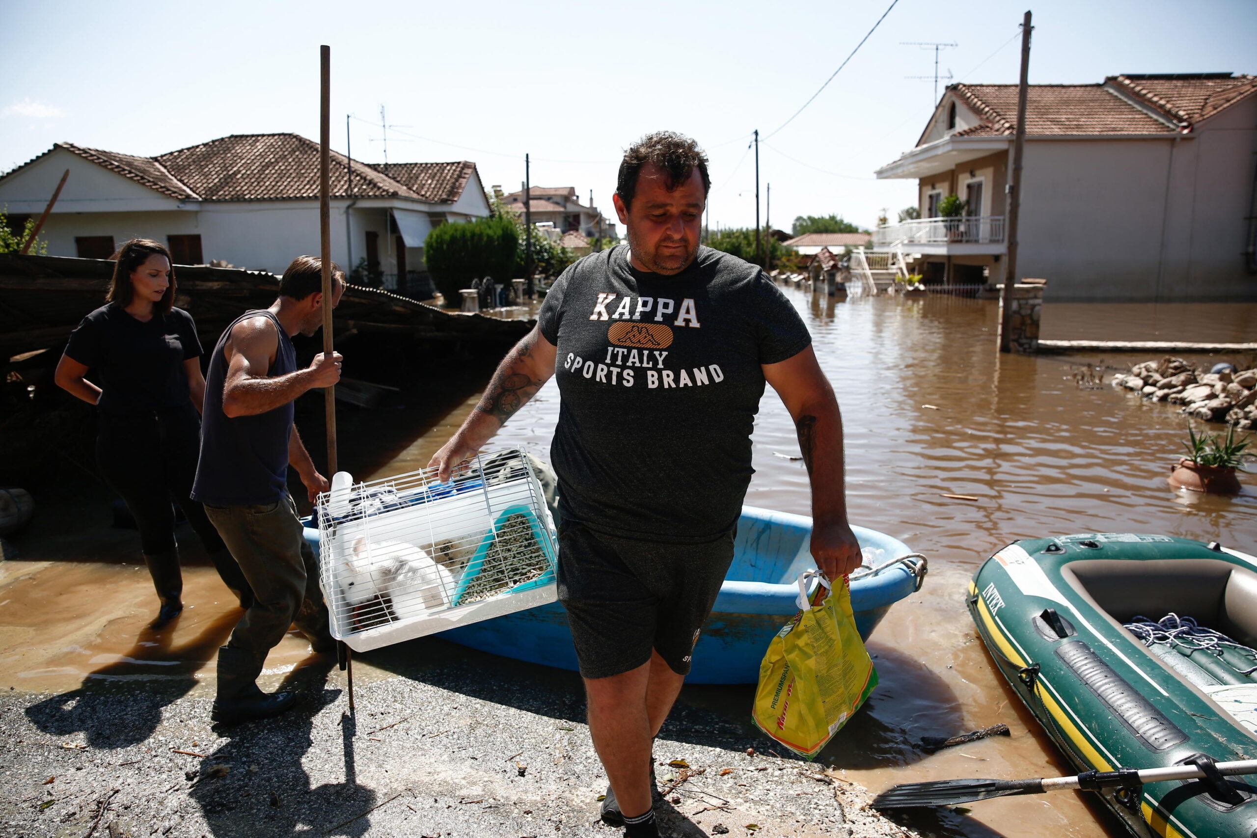 La tempesta Daniel si abbatte sulla Libia: 150 morti e decine di di...