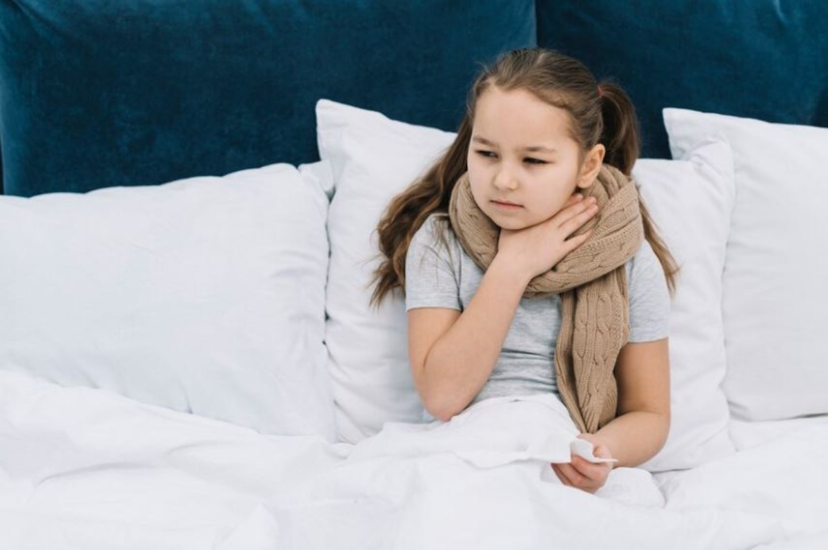 Tonsillite nei bambini, come capire se è virale o batterica e come ...