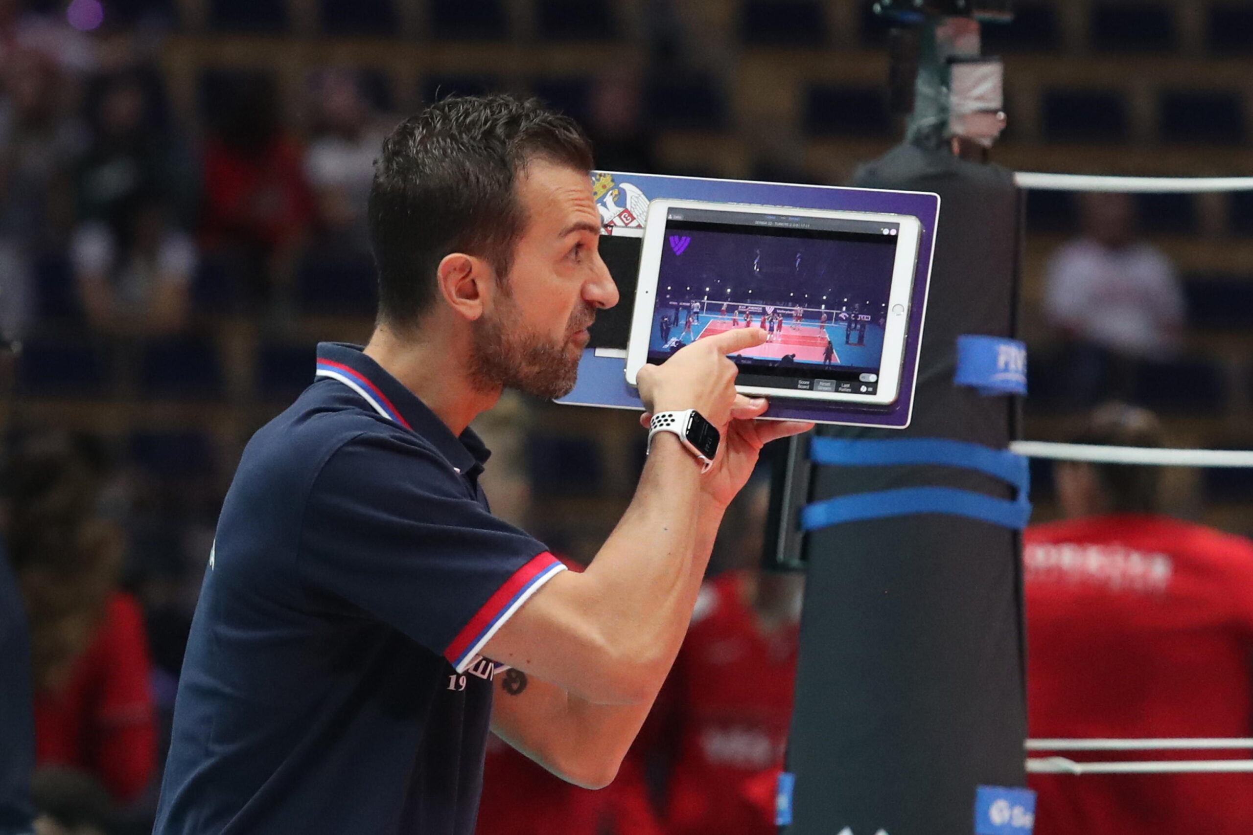 Chi è Daniele Santarelli? Età e carriera dell'allenatore di volley che ...