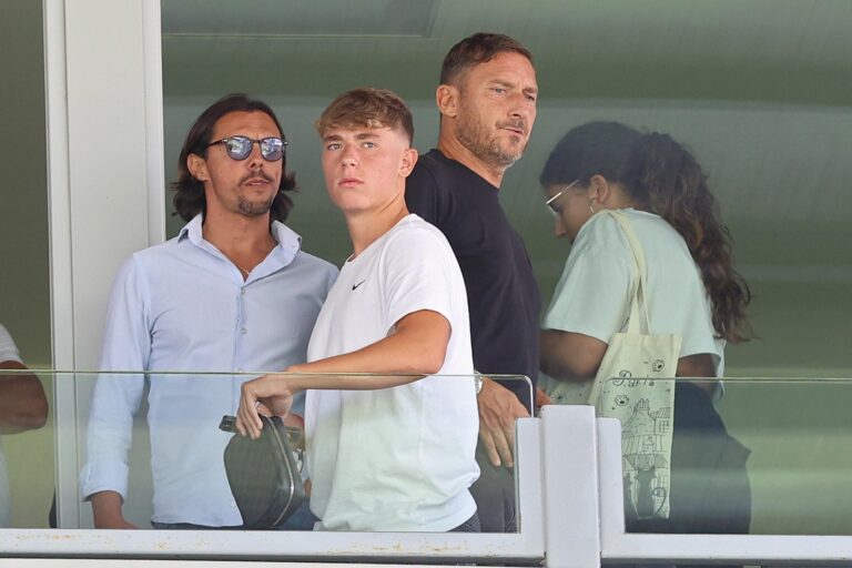 Cristian Totti: età, fidanzata, squadra, ruolo e dove vive il figlio di ...